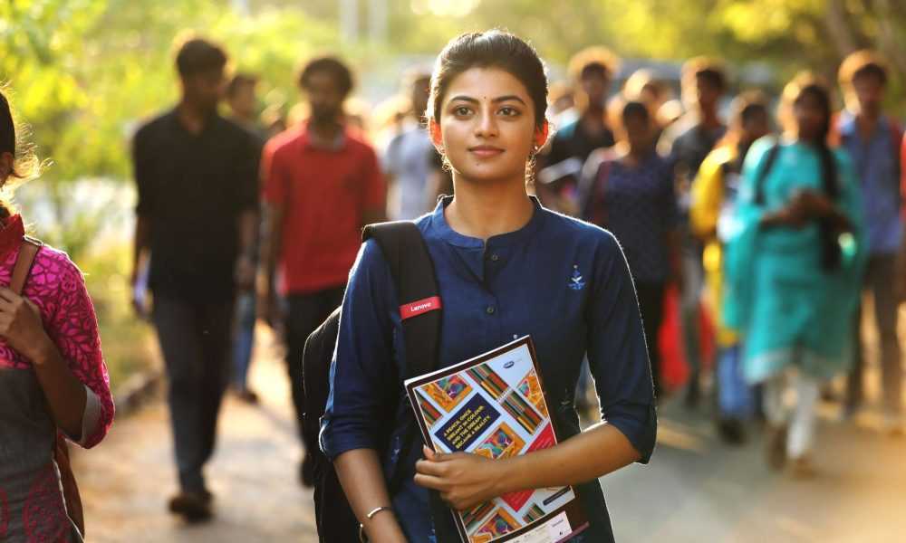 Kamali From Nadukkaveri Movie [2020] | Cast | Songs | Teaser | Release ...