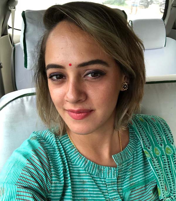 Hazel Keech (Yuvraj Singh Wife) Wiki, Biography, Age, Images - wikimylinks